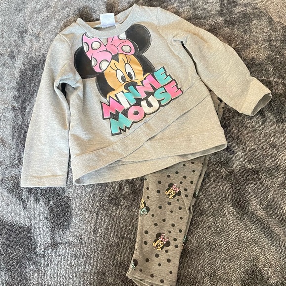 Disney | Matching Sets | 52 Minnie Mouse Outfit | Poshmark